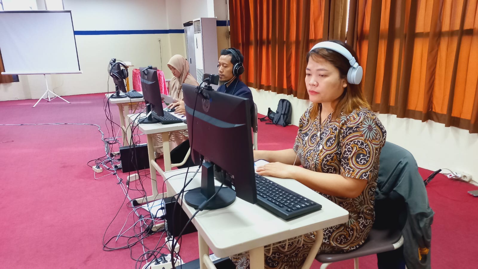 36 Peserta Ikuti Tes Wawancara Dan Microteaching Di Poltekba